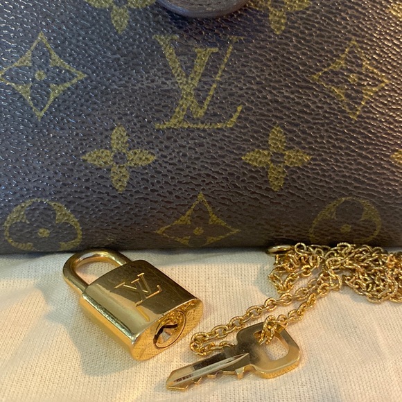 Louis Vuitton | Jewelry | Authentic Louis Vuitton Lock And Key 37 ...